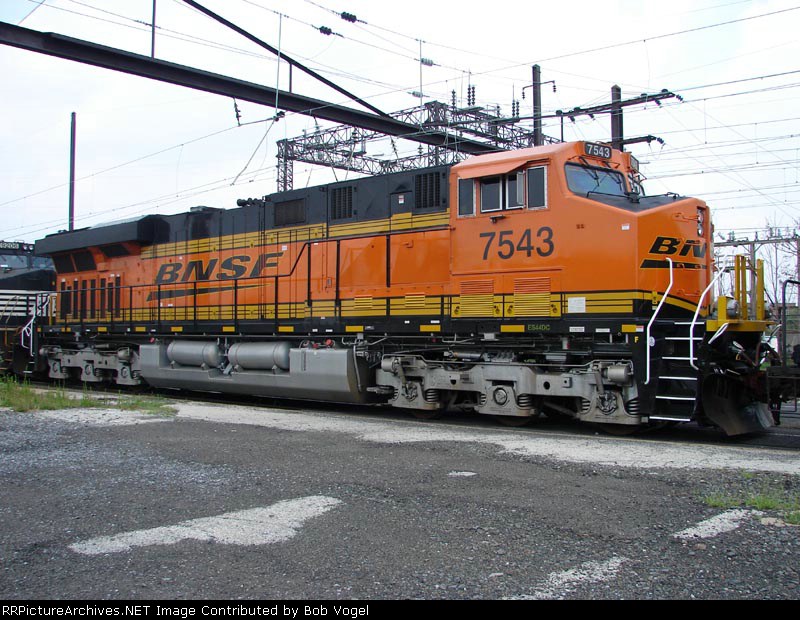 BNSF 7543
